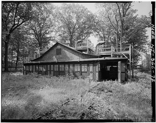 72. BUILDING NO. 555, AIR DRY HOUSE FOR DOUBLE BASE RIFLE...