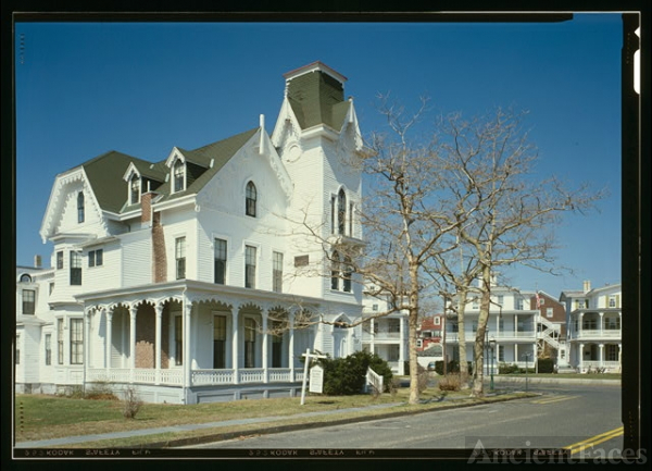 EAST FRONT AND SOUTH SIDE - John B. McCreary House, 34...