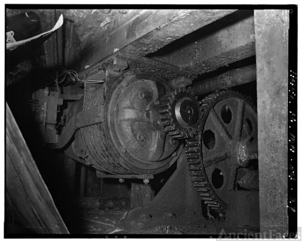 27. VIEW OF DRAW SPAN MOTOR - Saugus River Drawbridge,...