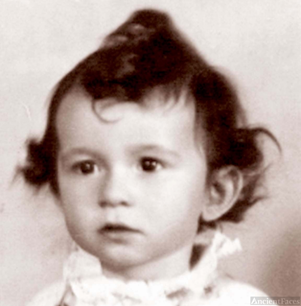 Ruth Weiss