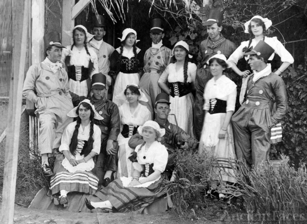 Olive Marie (Vandenberg) Watmuff Family