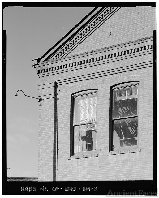 Detail of second story windows and cornice at southwest...