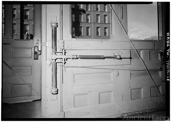 11. Historic American Buildings Survey Al Huntsman,...