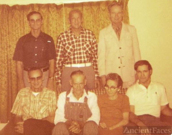Robert Lee & Elizabeth E. Seitz & Their 5 Sons
