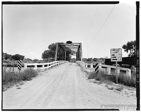 4. VIEW OF NORTHWEST PORTAL, LOOKING SOUTHEAST - Nepesta...
