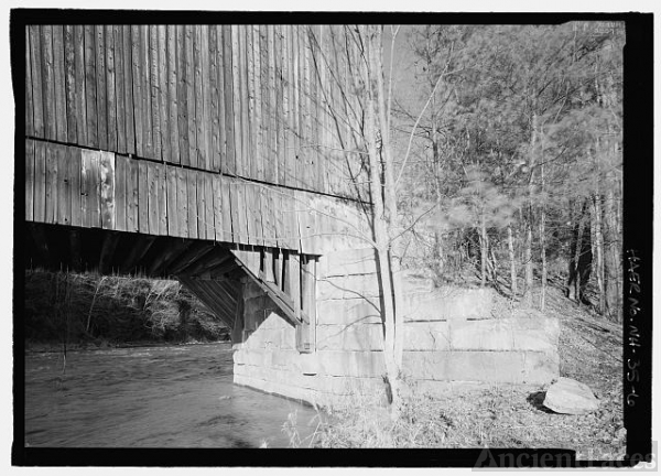 WINGWALL. - Wright's Bridge, Spanning Sugar River, former...