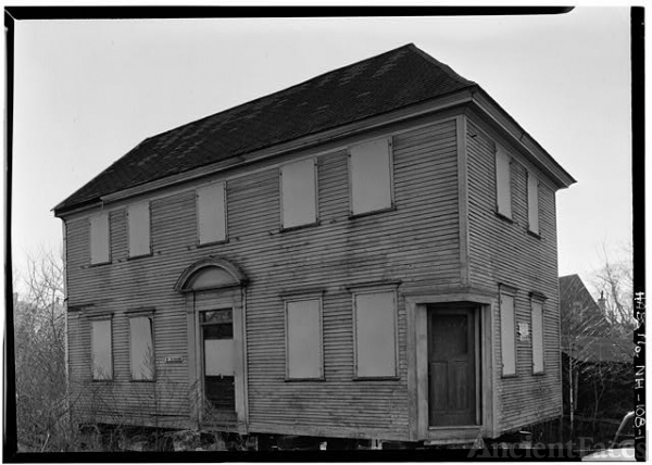 1. FRONT ELEVATION - Daniel Webster House, Hancock...