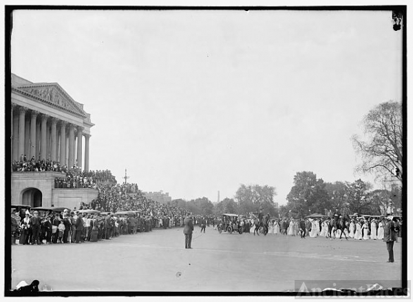 WOMAN SUFFRAGE PARADE, MAY, 1914
