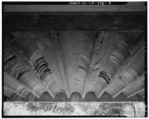 7. View of "arch rib system" understructure, northern...