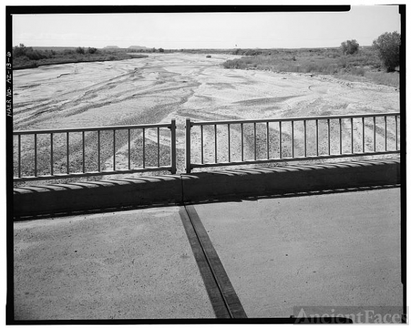 6. DETAIL OF STEEL GUARDRAIL, CONCRETE CURB AND DECK...