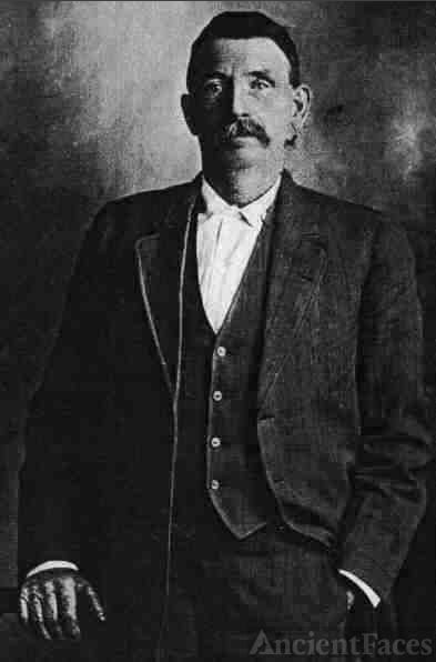 Thomas Connolly (1856 Ireland - 1945 Oregon)