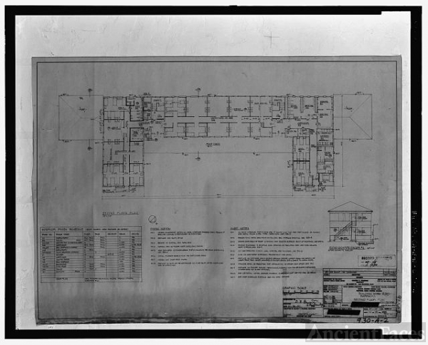 BUILDING A-196 BARRACKS, SECOND FLOOR PLAN. Naval Guided...