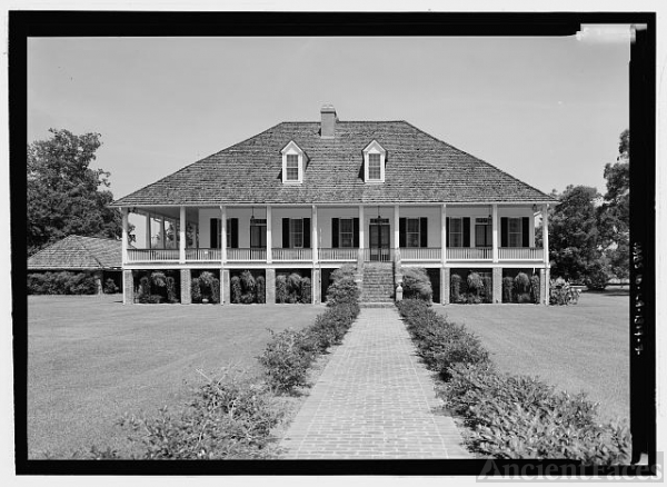 7. Southeast elevation, with scale - Oaklawn Plantation,...