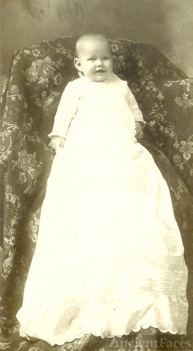 Lorene Edna Ledford's Chistening Pic