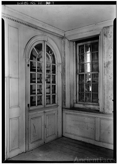 7. SOUTHWEST CORNER OF PARLOR IN WEST END, FIRST FLOOR