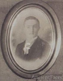 Portrait of Ross Kin