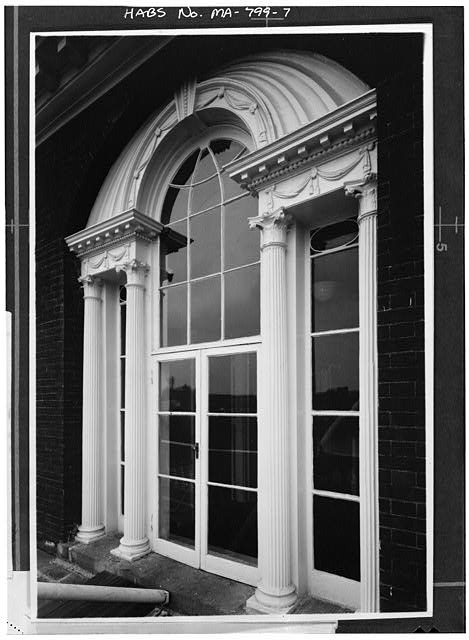 7. SOUTH FRONT, SECOND FLOOR, DETAIL OF PALLADIAN WINDOW...