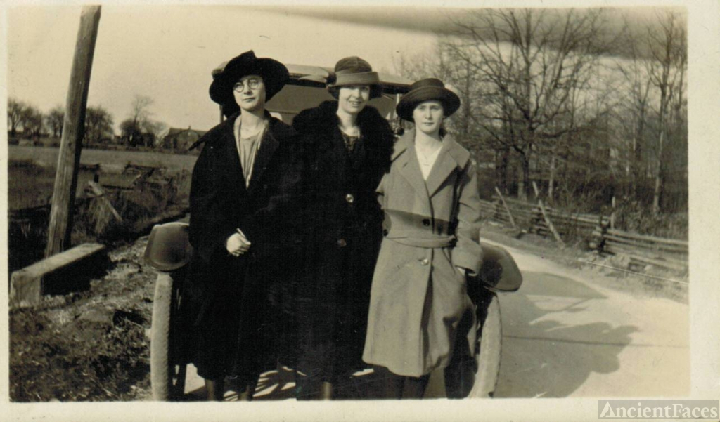Mary Moreland & Stranford girls, Pennsylvania