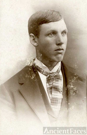 Henry Leory Helms