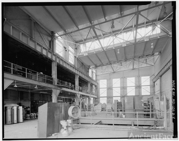 4. VIEW NORTH OF POWER HOUSE INTERIOR, TURBINE ROOM
