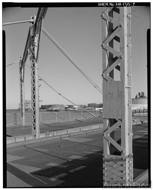 7. Detail of Samson posts showing skewed alignment to...