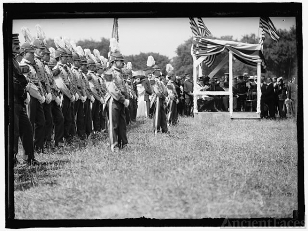 MILITARY FIELD MASS BY HOLY NAME SOC. OF ROMAN CATHOLIC...