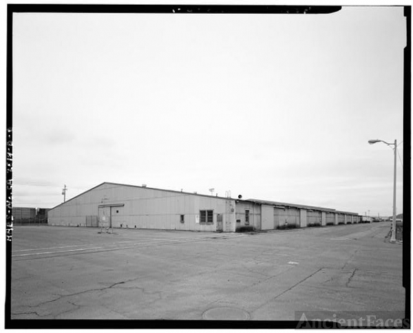 6. EXTERIOR OBLIQUE VIEW OF BUILDING 444, LOOKING...