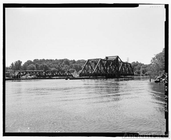 5. View of bridge from Seekonk River looking south