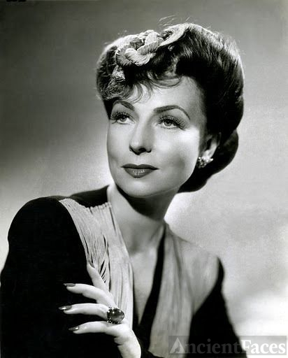 Agnes Moorehead