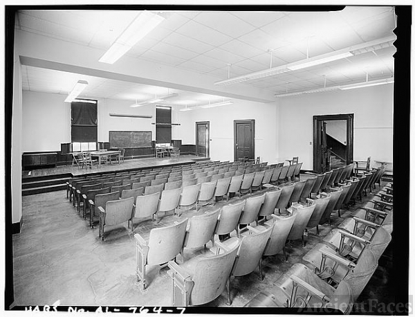 7. FIRST FLOOR AUDITORIUM, FROM SOUTHEAST CORNER, LOOKING...