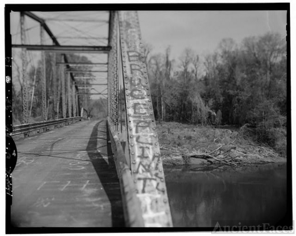 8. VIEW OF BRIDGE FOOTING - Berry Hill Bridge, Spanning...