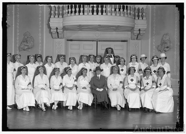 RED CROSS NURSES