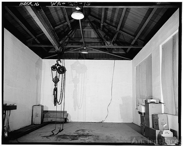 13. INTERIOR VIEW SHOWING MAIN FLOOR OF VALVE HOUSE AND...