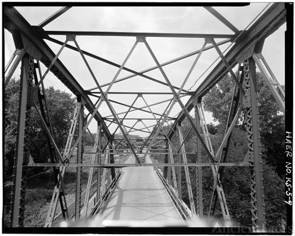 9. TOP LATERAL STRUT BRACING - Enterprise Parker Truss...