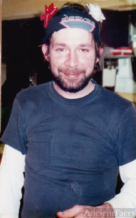 Michael J Hallinger