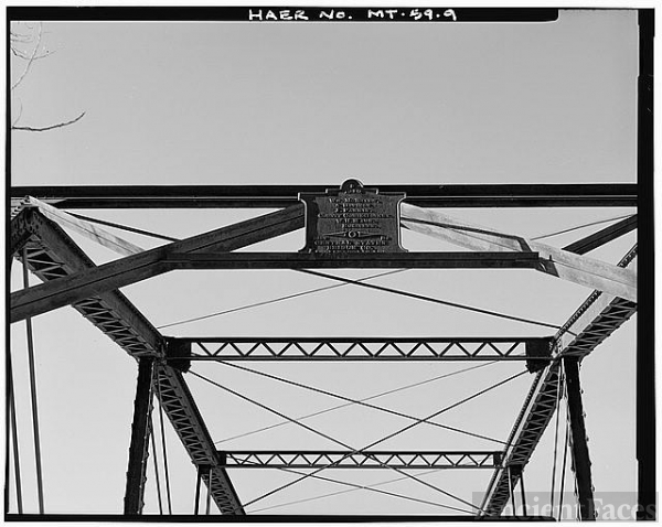 9. DETAIL OF PORTAL BRACING AND BRIDGE PLAQUE, FACING...