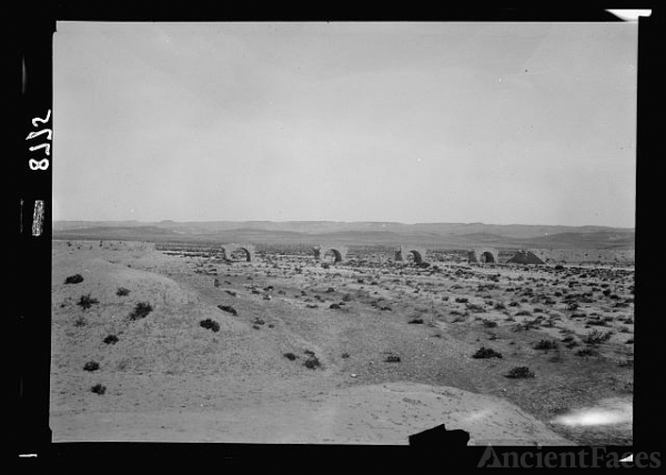 Hafir el Auja. Broken bridge across the valley