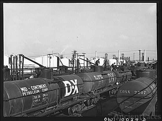 Tulsa, Oklahoma. Loading rack at the Mid-continent refinery