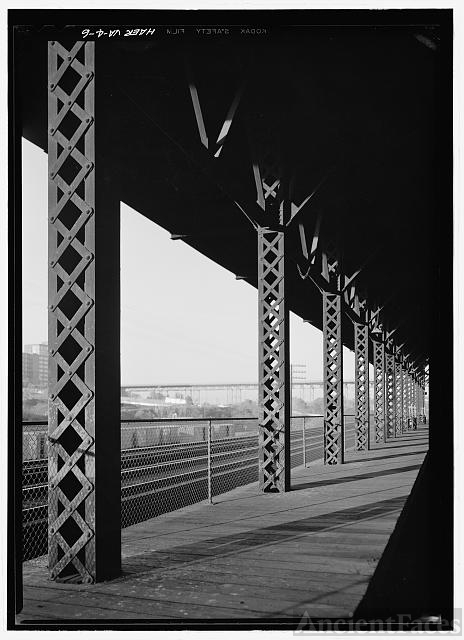6. BUILT-UP BOX COLUMNS. - Union Station Trainshed, Main...