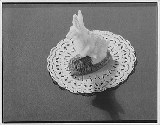 Colonial Ice Cream Co. Ice cream forms XIX