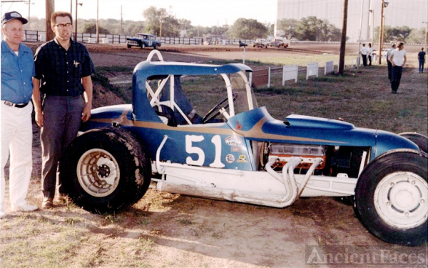 Charlie Pitts and No. 51