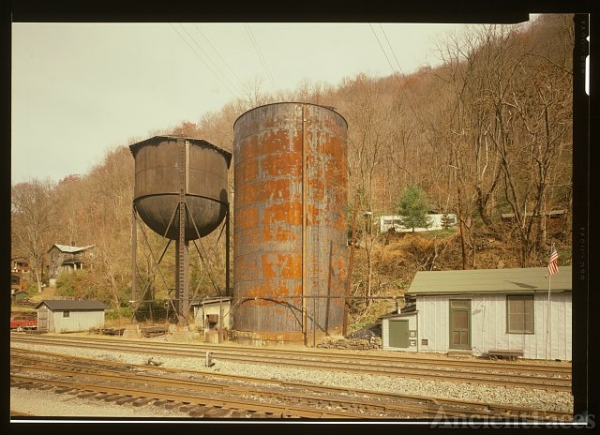 SOUTH ELEVATION OF ELEVATED STORAGE TANK AND STANDPIPE,...