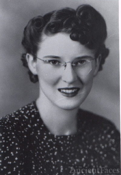 Linnie Belle Julia (Glover) Cromwell