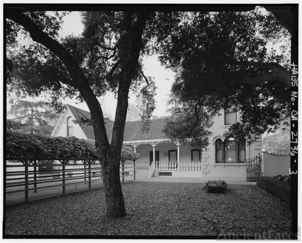 Exterior, South side, facing northwest - Workman House,...