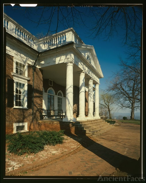 47. DETAIL, EAST FACADE, PORTICO, FROM THE SOUTHEAST