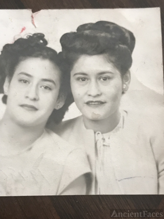 My mom Guadalupe Olmos Y Granny Maria Olmos Olmos