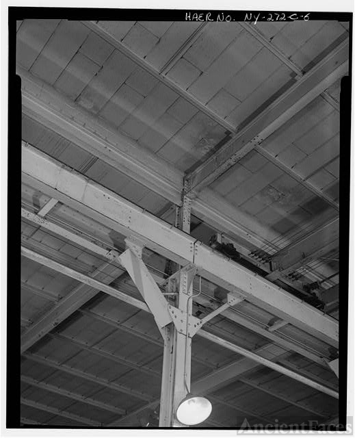 6. MAIN AND SOUTH BAYS. DETAIL OF TOP OF MAIN BAY COLUMN,...