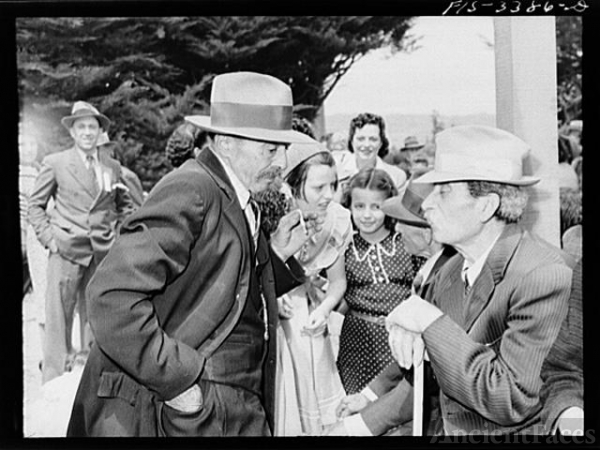 Portuguese-Americans visiting at the Festival of the Holy...