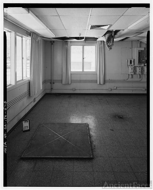 18. RADAR BED/SLAB AND ROOF OPENING FOR BEAM, WITH MIRROR...