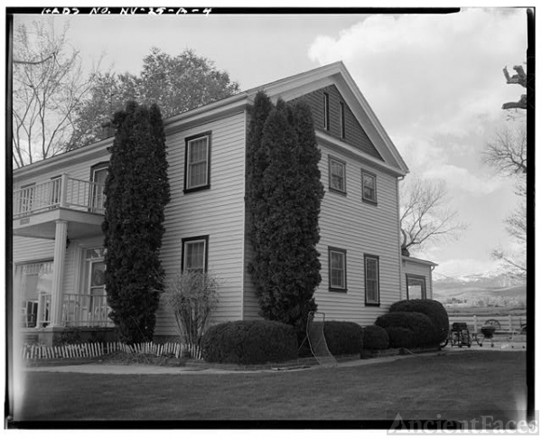 4. VIEW OF MAIN HOUSE FACING SOUTHWEST. - Peleg Brown...